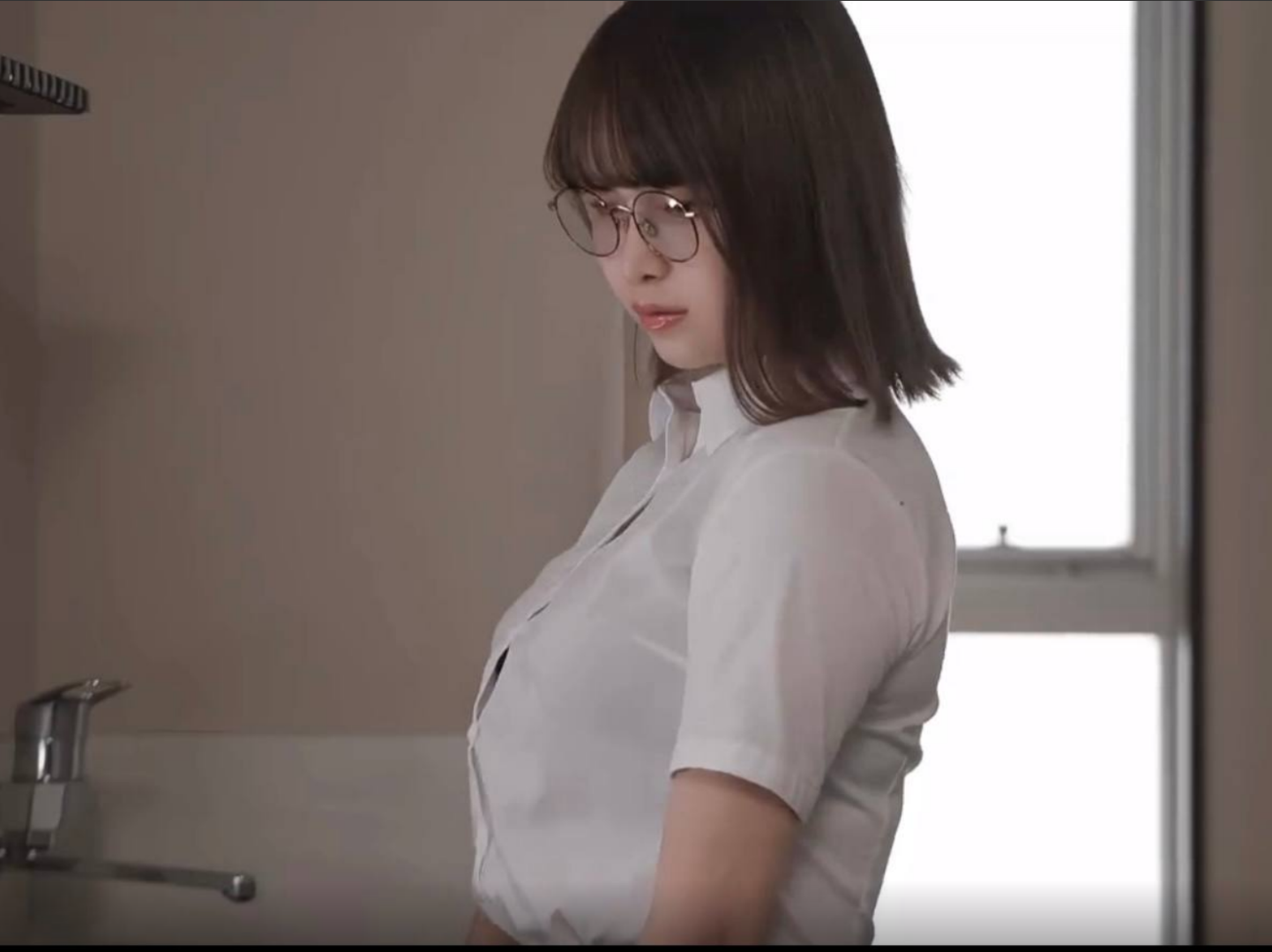 Image matched: pred-228! Click to view more scenes and videos